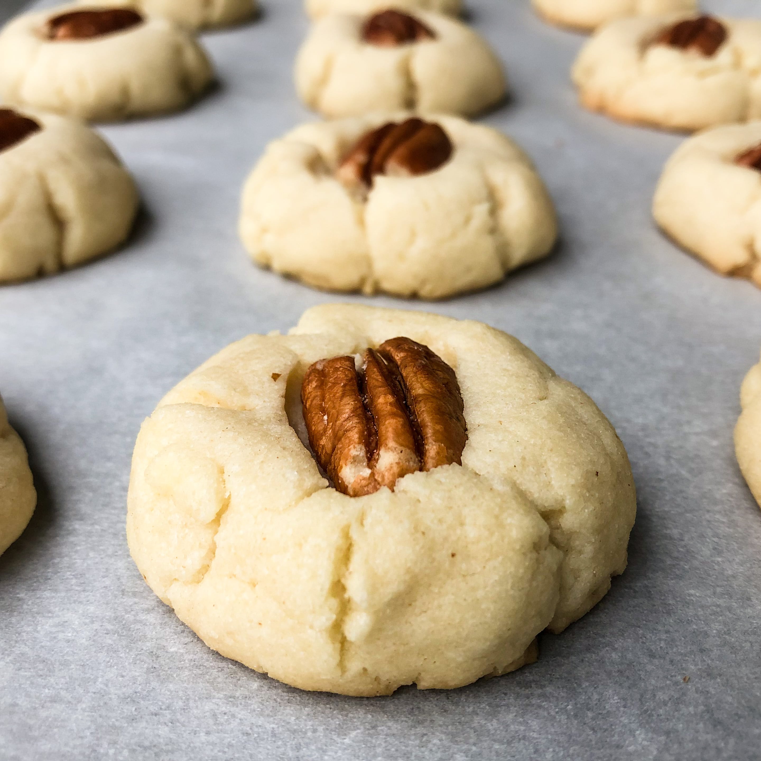 Pecan print shortbread cookies | Halicopter Away