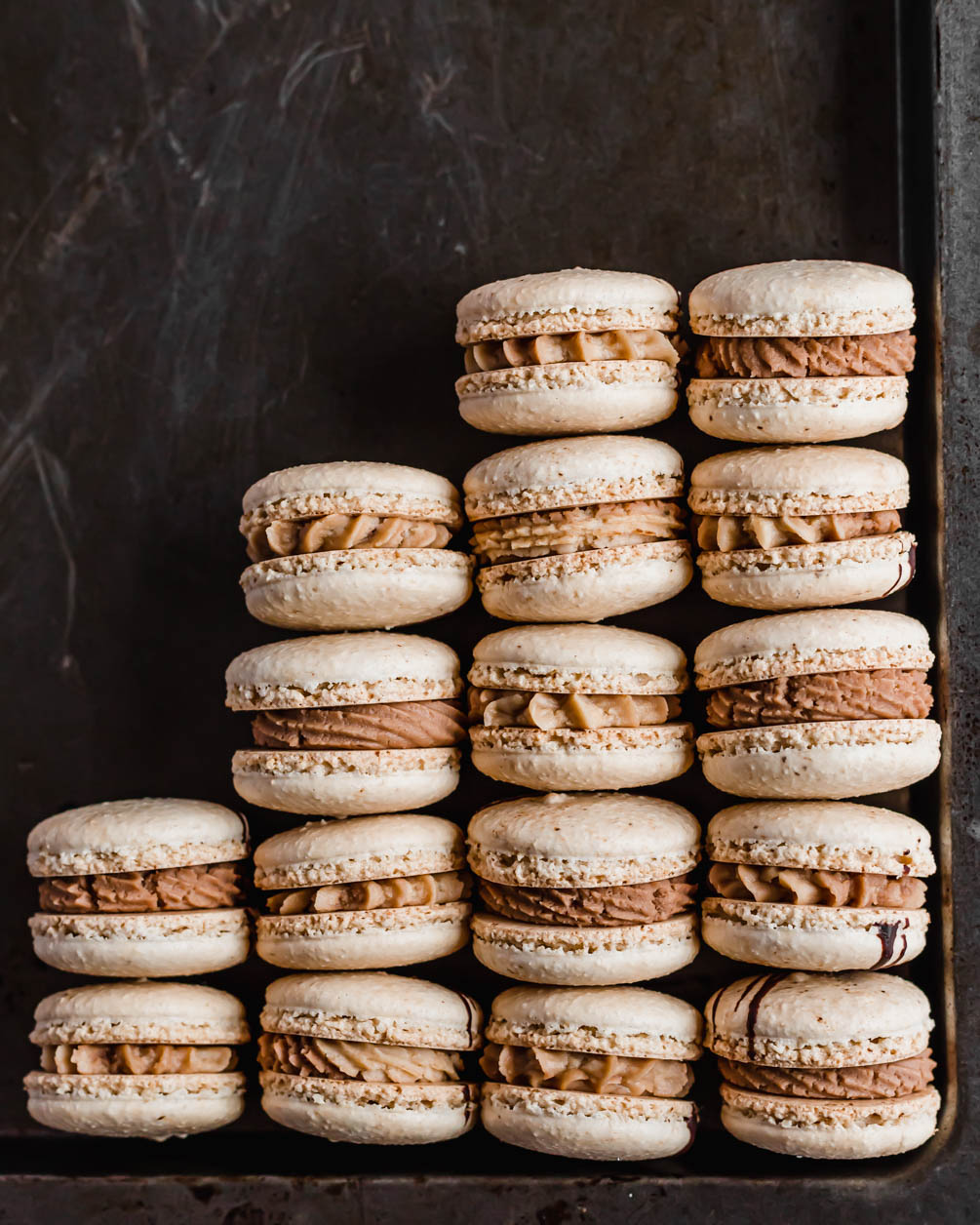 Mocha macarons | Halicopter Away