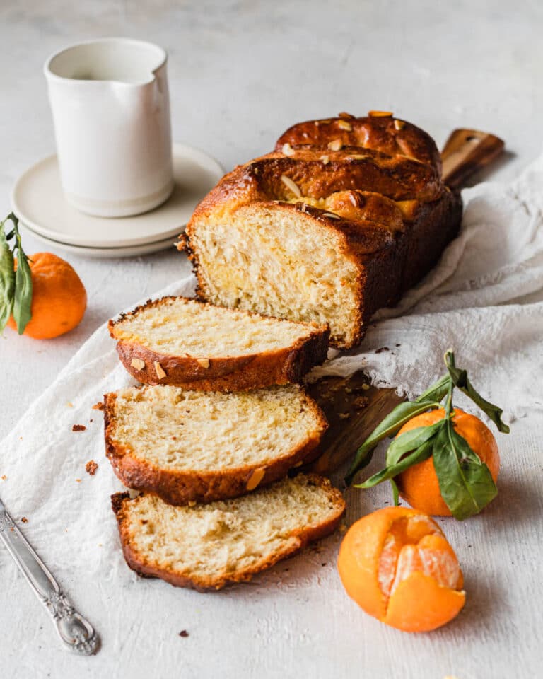 Orange cardamom bread with almond cream | Halicopter Away